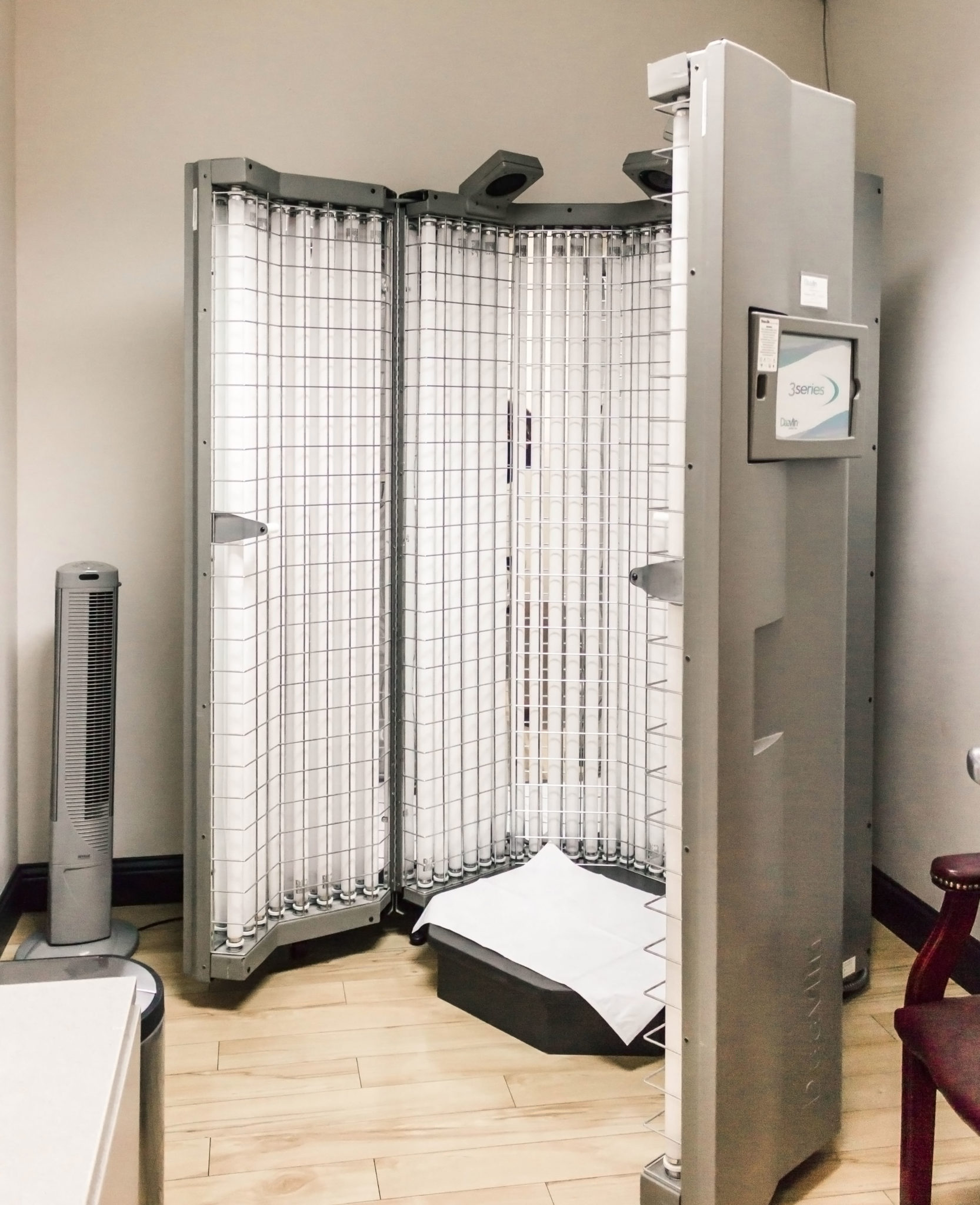 Phototherapy - Pacific Skin Institute